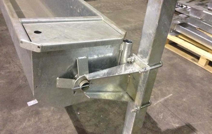 Tip-over Drinker - Cowcare Systems